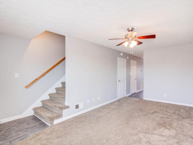 817 Oak Arbor Ct # 3