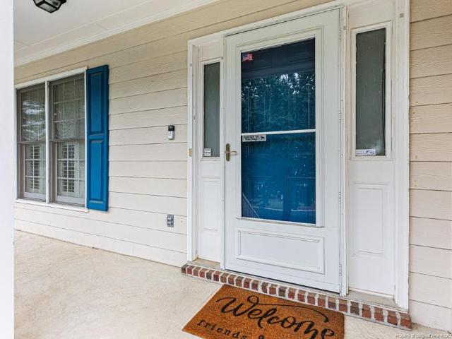817 Larkspur Drive