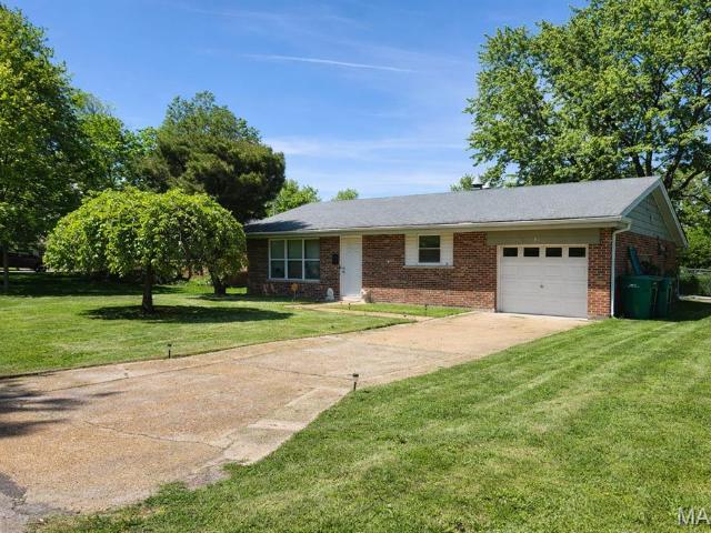 817 Lebon Dr, St. Louis, MO 63137 | MLS #26021 | Compass