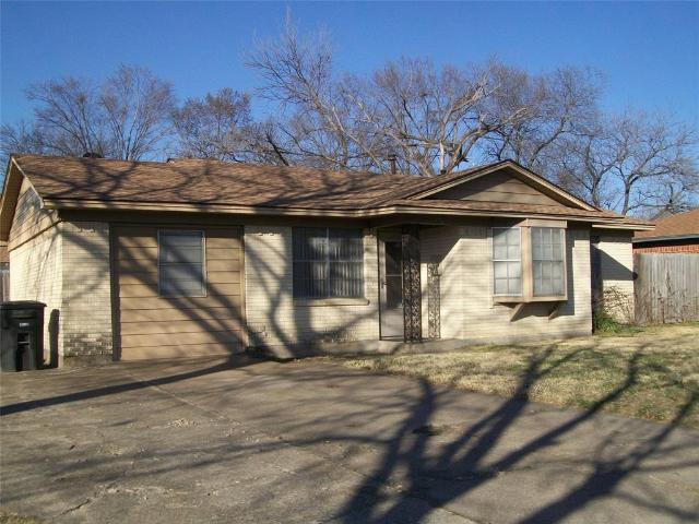 817 Miranda Dr, Mesquite, TX 75149 | Compass