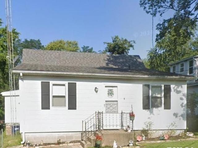 817 N 6th St, Mtvernon, IL 62864