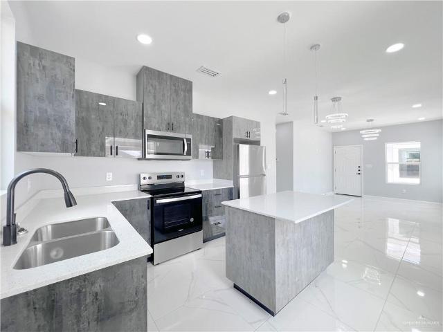 817 N Woodson Avenue 2