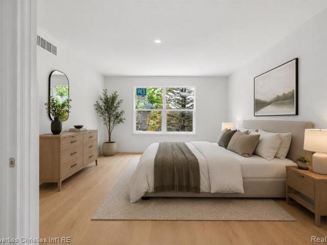 817 Nelsons Ridge Drive
