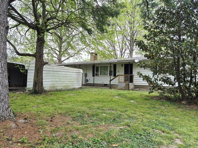 817 S 3rd St, Herrin, IL 62948