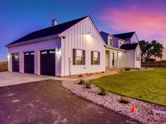 817 Shade Tree Dr, Windsor, CO 80550 | MLS #2346 | Compass