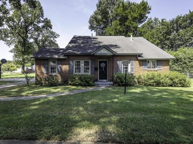 817 Shotwell St, Memphis, TN 38111
