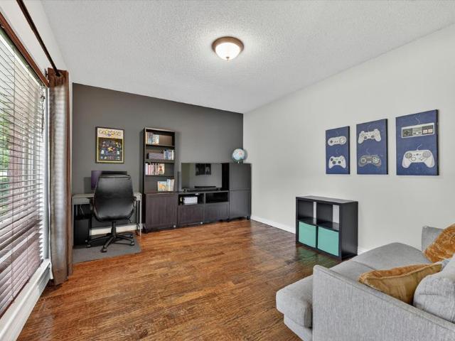 817 Sterling Court