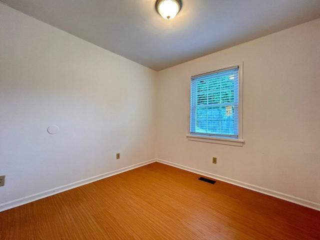 817 Pocahontas Pl Silver 3 Bedroom Apartment for Rent at 817 Pocahontas Pl, Hampton, VA 23661 Wythe