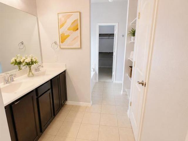 817 Post Oak Trail