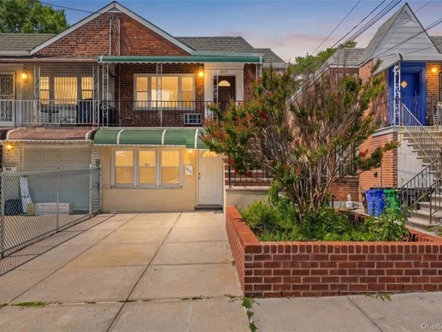 817 Quincy Ave, Bronx, NY 10465