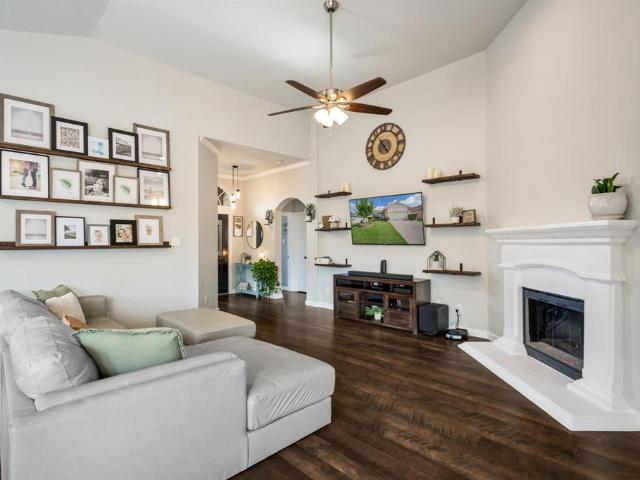 817 Rio Bravo Drive