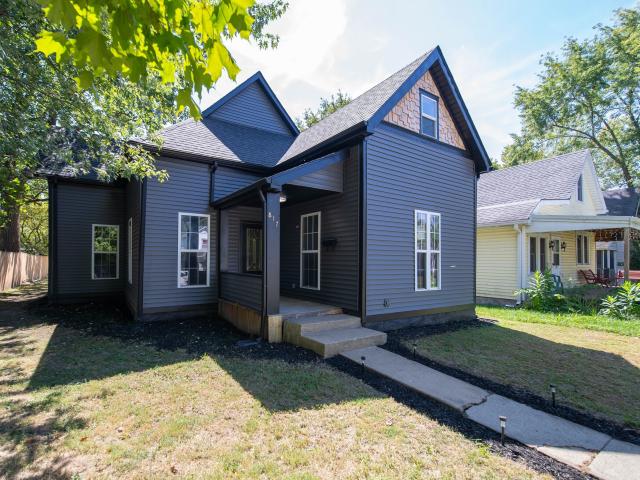 817 W 5th Street