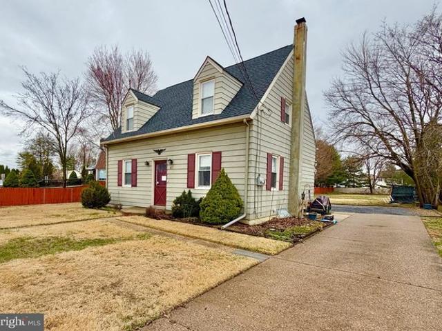817 Woodlane Rd, Westampton, NJ 08060