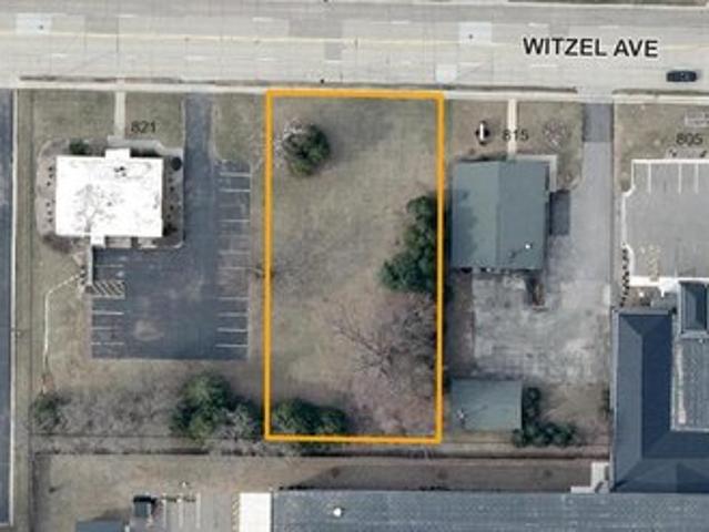 817 Witzel Ave, Oshkosh, WI 54902