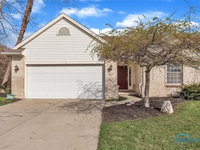 817 Wind Breeze Dr, Toledo, OH 43615
