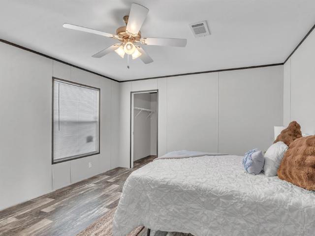 817 Thicket Trail, Granbury, TX 76048 | MLS #21320