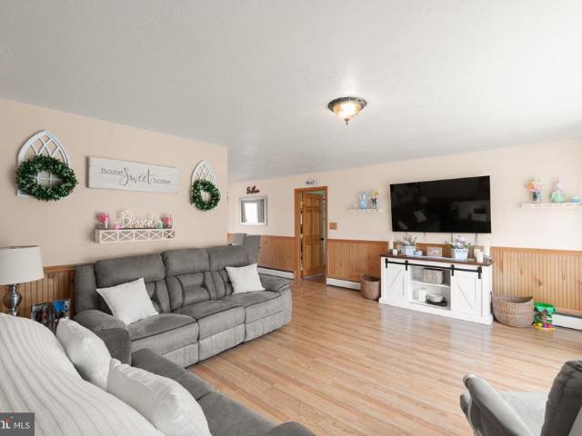 817 Tydings Road