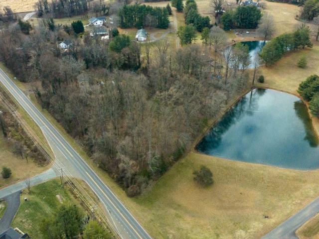 8186 Meetze Rd, Warrenton, VA 20187 | MLS #VAFQ2019