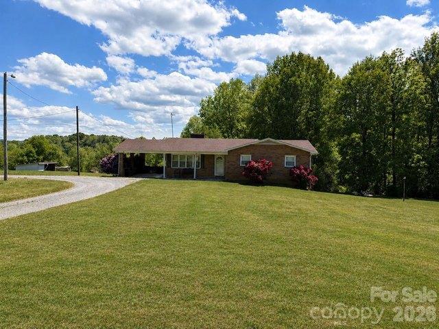 8186 Old NC Highway 60, Roaring River, NC 28697