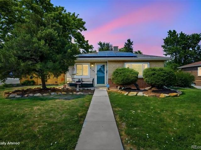 8187 W 17th Ave, Lakewood, CO 80214