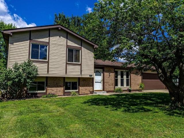 8187 Woodward Dr, West Chester, OH 45069