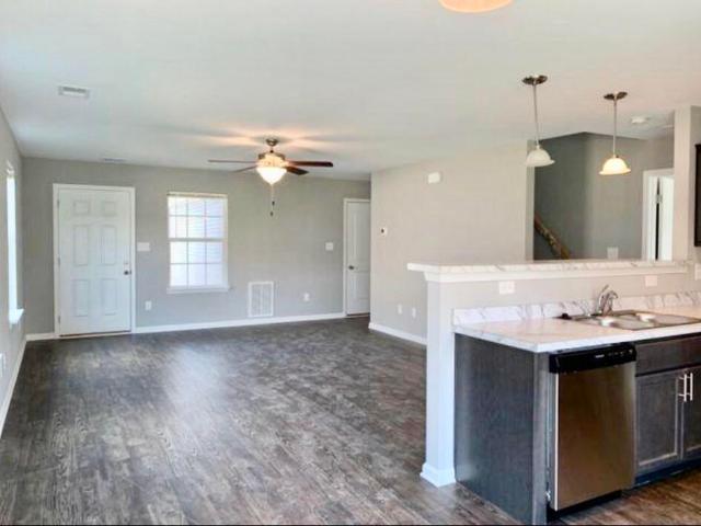 8188 Driftwood Loop