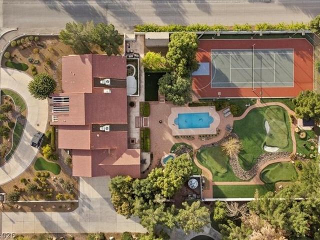 8180 W Red Coach Ave, Las Vegas, NV 89129