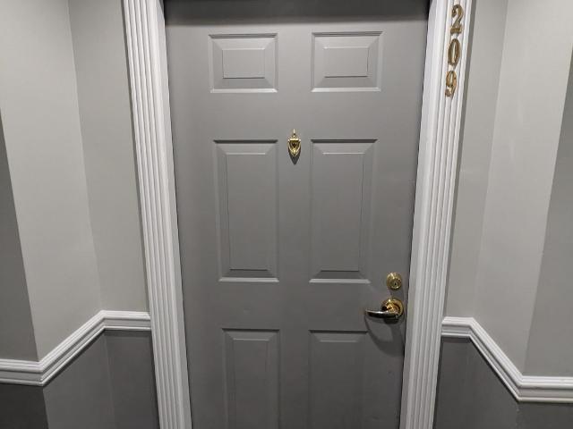 8183 Carnegie Hall Ct, Unit 209, Vienna, VA 22180 | MLS #VAFX2235
