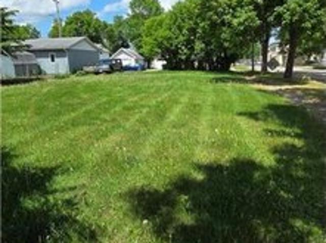 818 5th Ave, International Falls, MN 56649