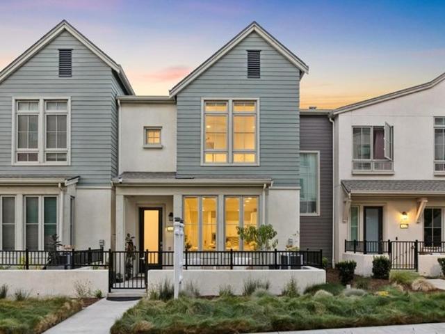 818 Anson Ln, Burlingame, CA 94010