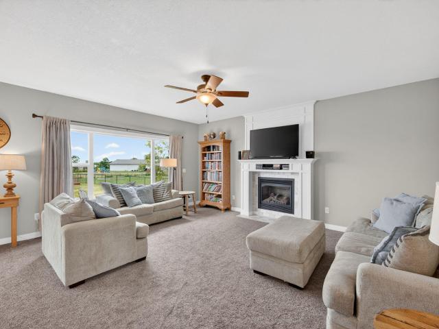 818 Ballard Drive