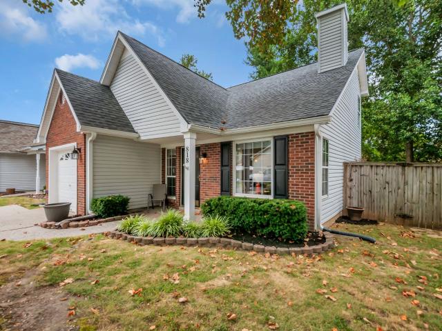 818 Brandyleigh Ct