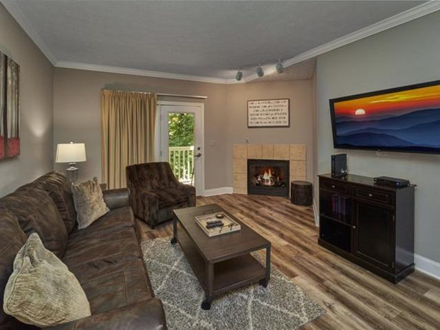 818 Golf View Blvd Unit 1303, Pigeon Forge, TN 37863