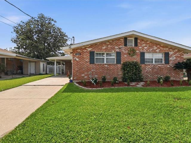 818 E William David Parkway