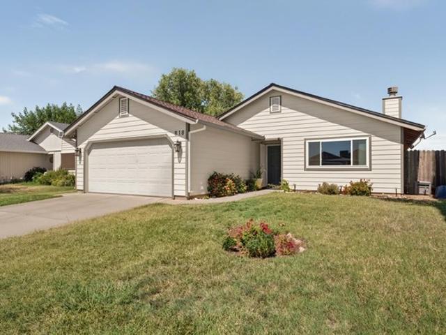 818 Keyser Dr, Wheatland, CA 95692