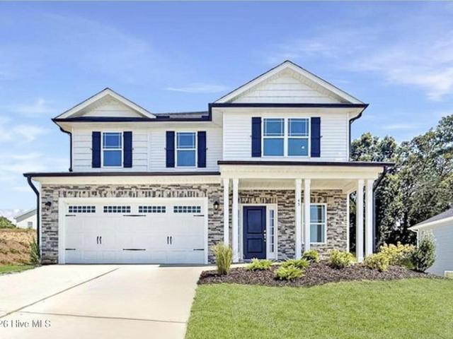 818 Hidden Bridge Dr, Jacksonville, NC 28546