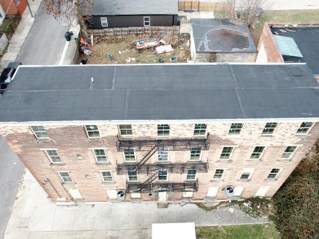 818 Livingston Street
