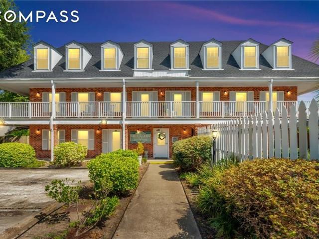 818 Moss St 101, New Orleans, LA