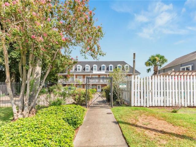 818 Moss Street # 101