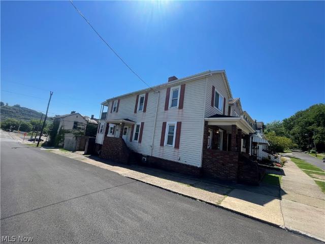 818 N 8th Street