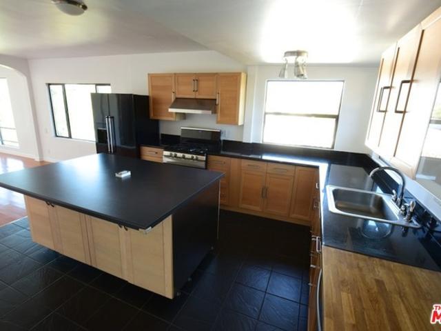 818 N Avenue 52