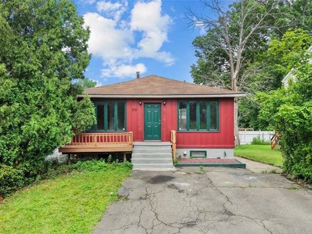 818 N McKinley Ave, Endicott, NY 13760