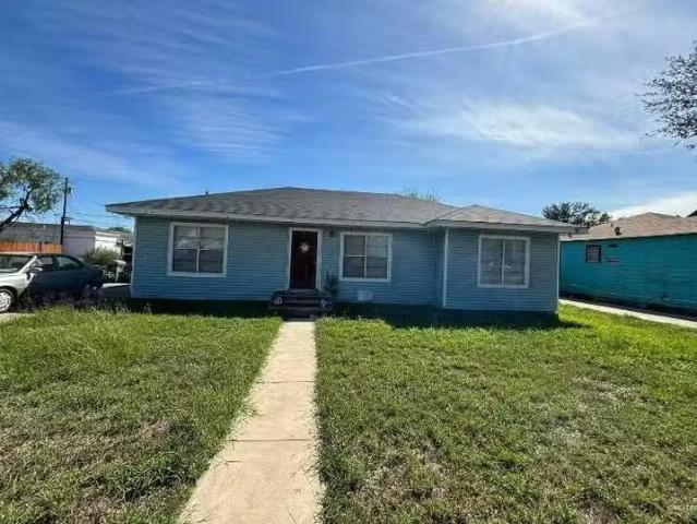 818 S 10TH AVE, EDINBURG, TX 78539 Single Family Residence For.