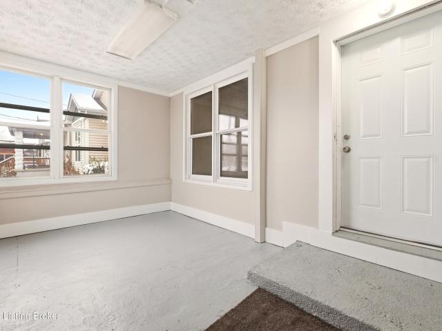 818 S Hancock St