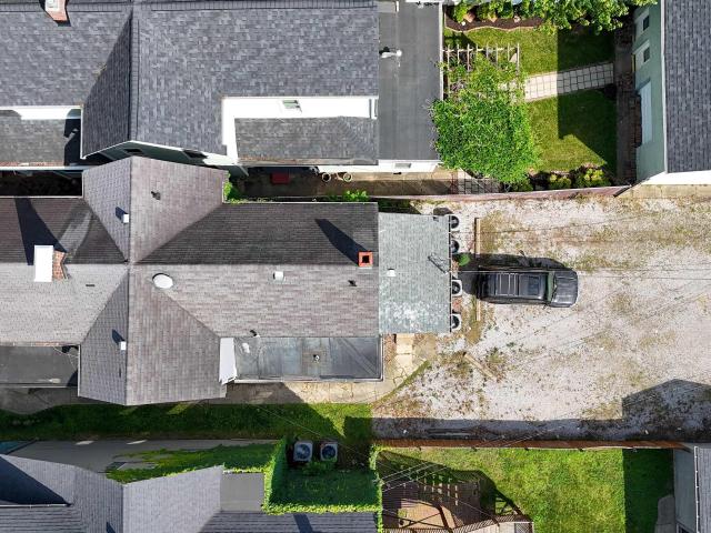 818 SE Riverside Drive