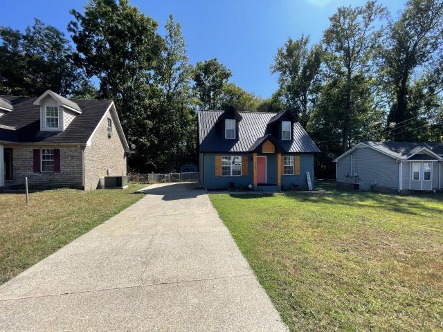 818 Shelton Cir