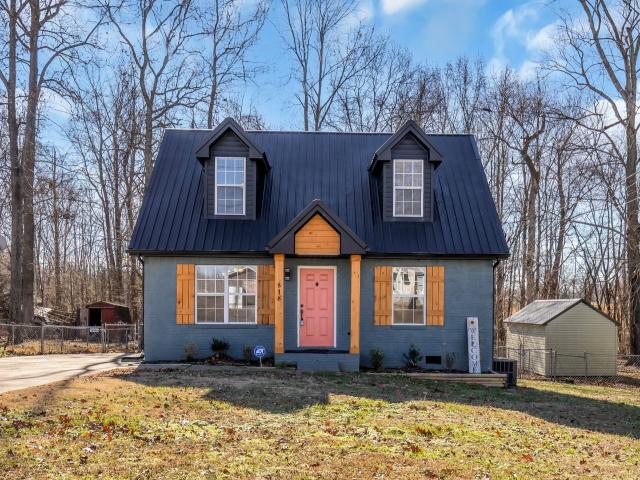 818 Shelton Cir, Clarksville, TN 37042 | MLS #2991 | Compass