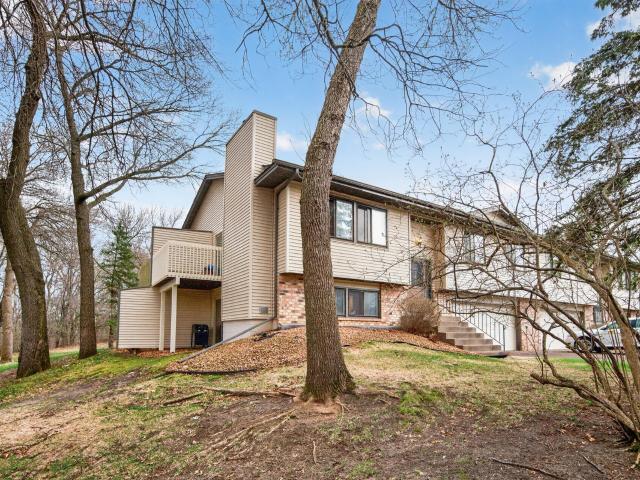 818 Sherwood Rd, Shoreview, MN 55126 | MLS #7058 | Compass