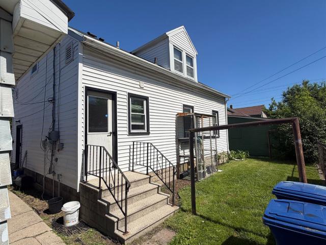 818 st george street