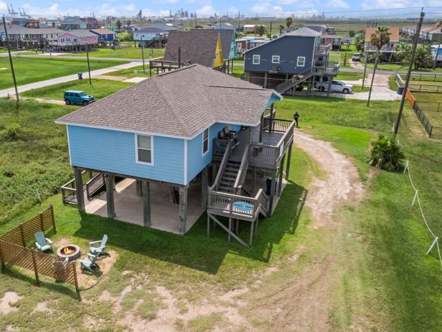 818 Surf Drive